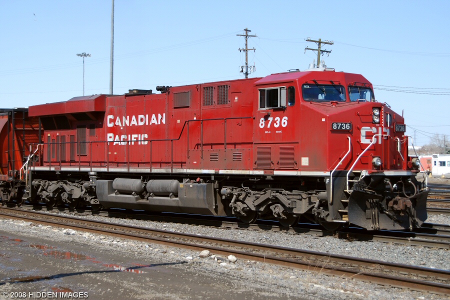 CP 8736 - Locomotive Photos - Hiddenimages.ca
