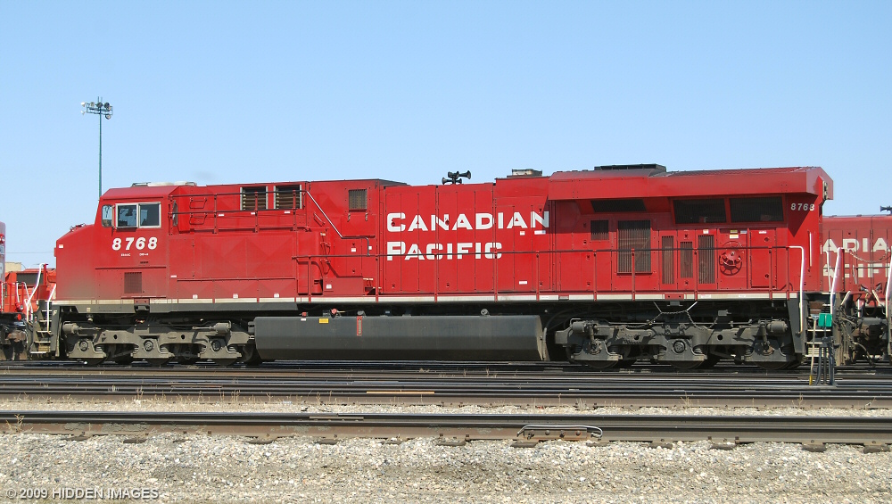 CP 8768 - Locomotive Photos - Hiddenimages.ca