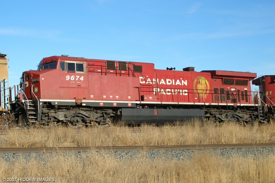 CP 9674 - Locomotive Photos - Hiddenimages.ca
