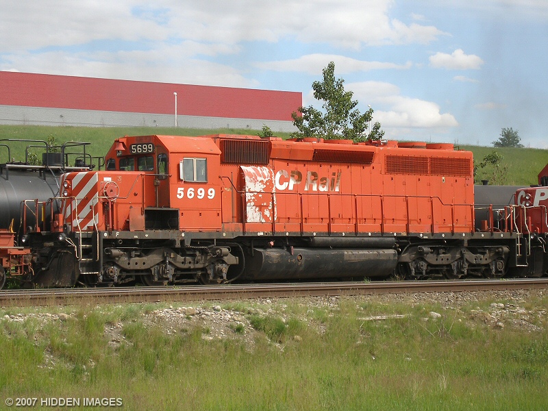 CP 5699 - Locomotive Photos - Hiddenimages.ca