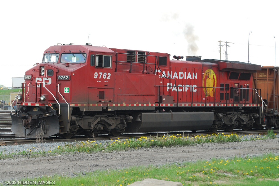 CP 9762 - Locomotive Photos - Hiddenimages.ca
